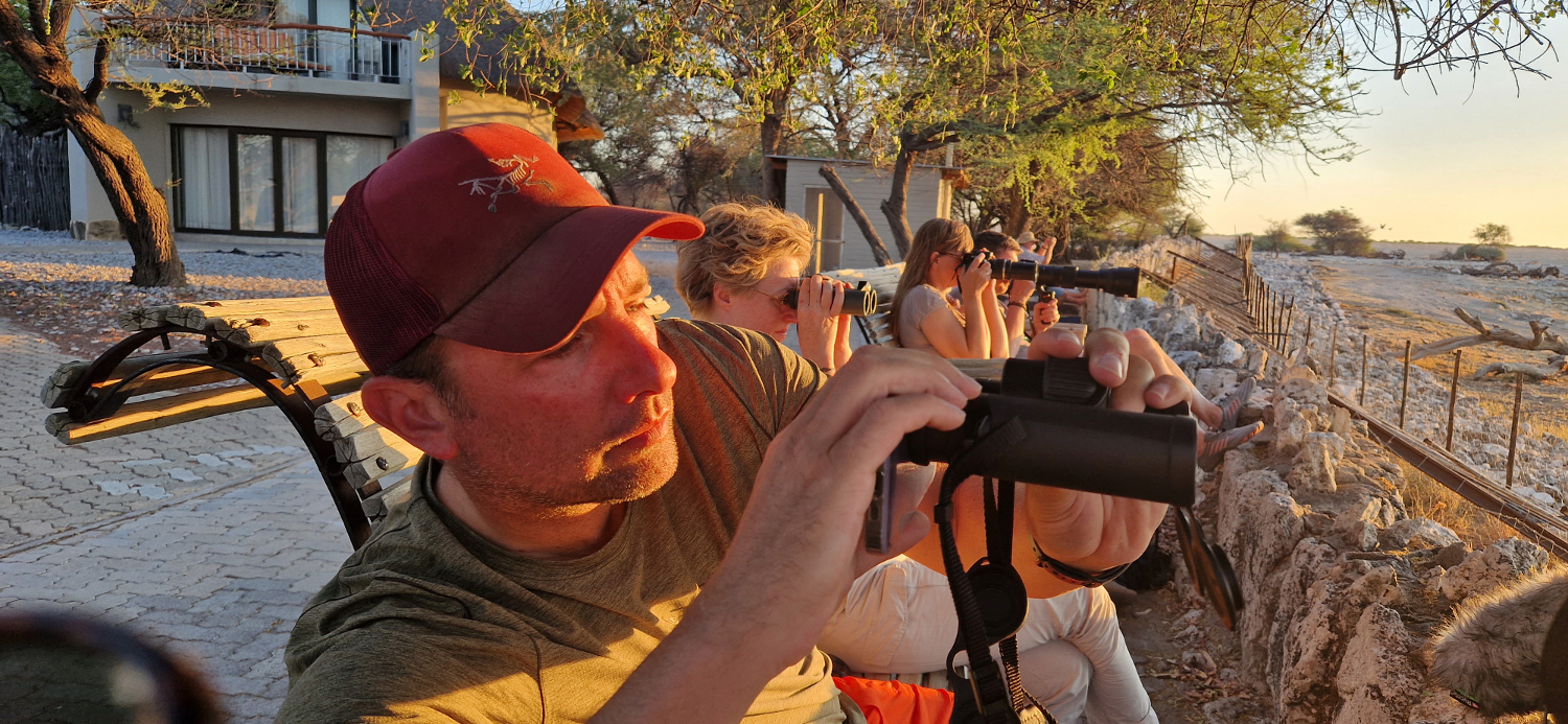 ZEISS Ambassador James Lidster testing the SFL 30 binoculars on his ...