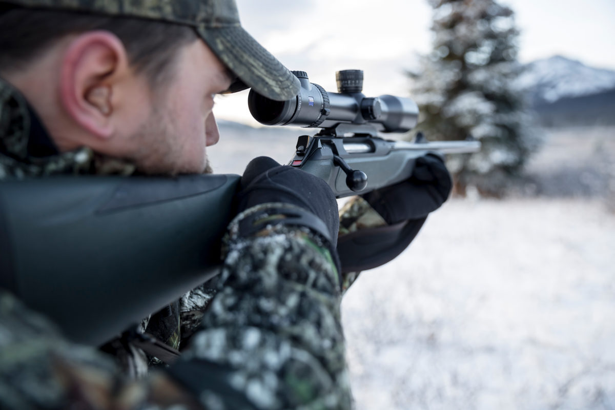 A Hunting Adventure in Canada - ZEISS Hunting
