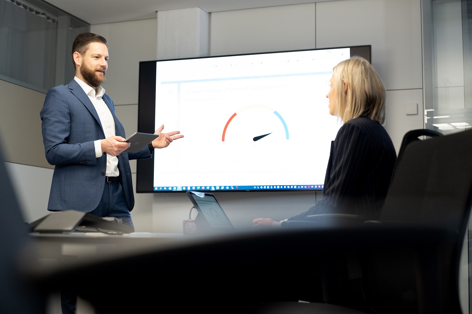 ZEISS Service – Customer-Oriented, Inhouse and Digital - Hunting
