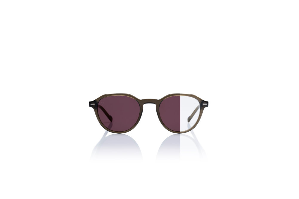 NEW ZEISS PhotoFusion X- Now available in Burgundy